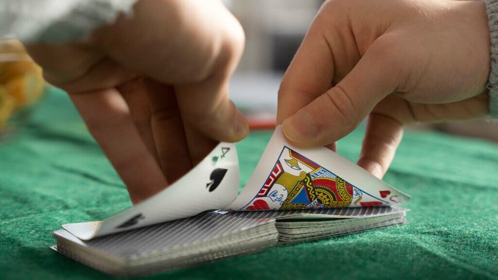 How to Play Baccarat and Win: Learn Baccarat Rules